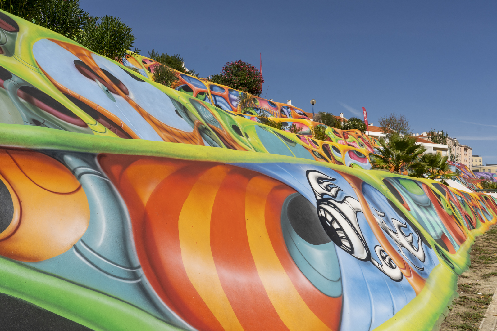 Uma das maiores obras de arte urbana da Europa... fica em Lisboa ...