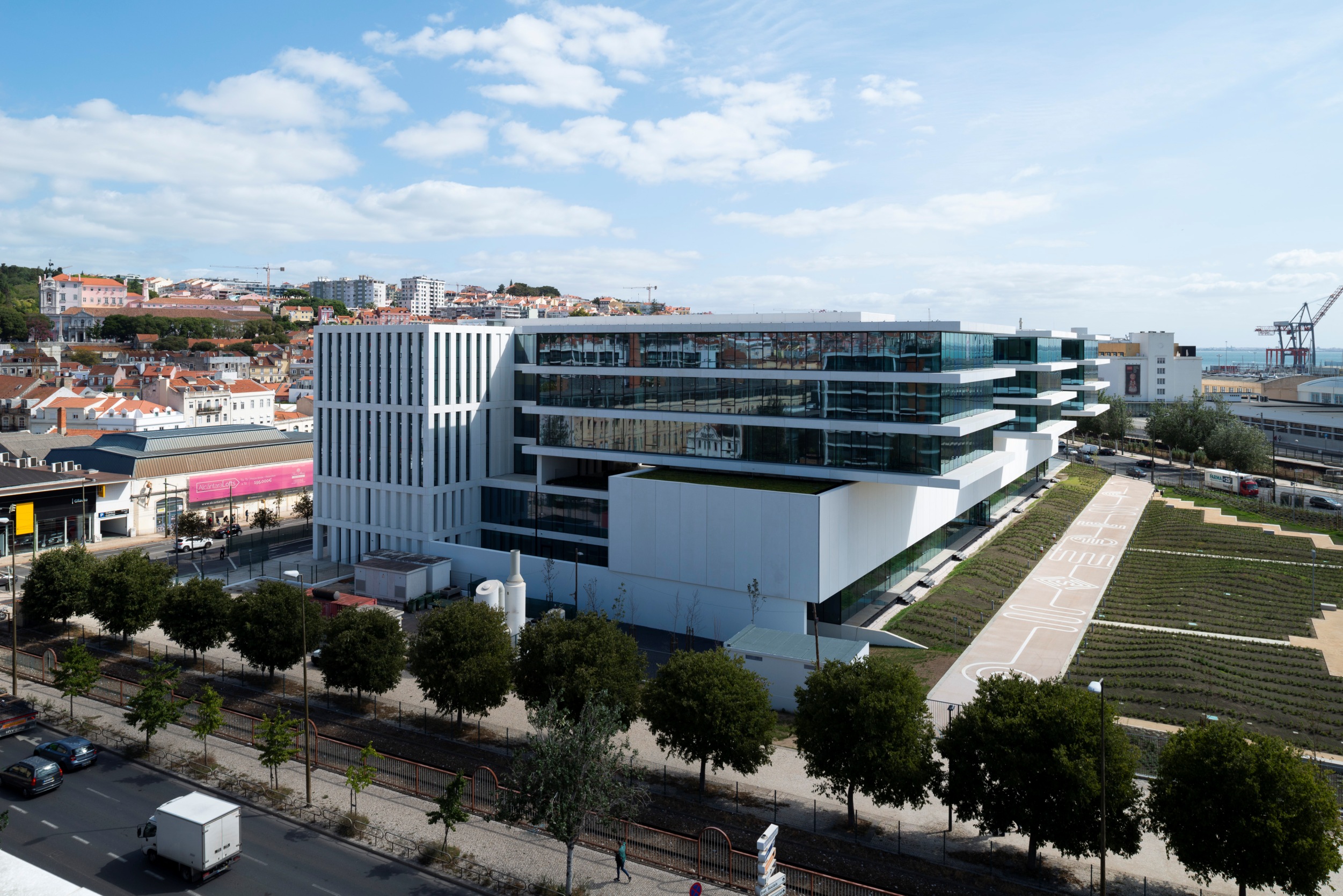 Novo hospital CUF Tejo em números: um edifício de 170 milhões e mais de ...