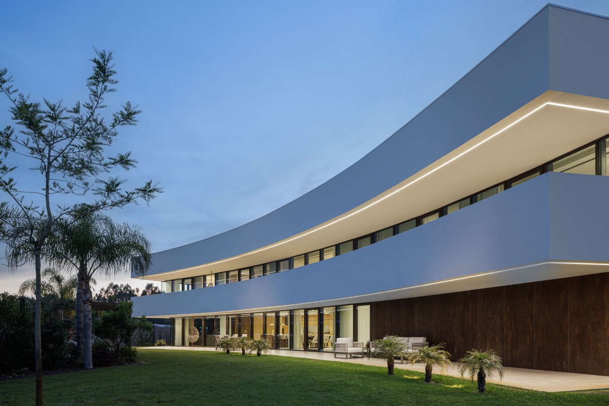 A incrível Casa 109: nasceu em Vagos e parece uma obra de arte — idealista/news