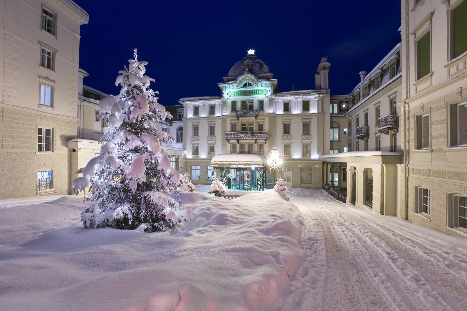 Grand Hotel Kronenhof: Um paraíso nos Alpes suíços que foi eleito ...