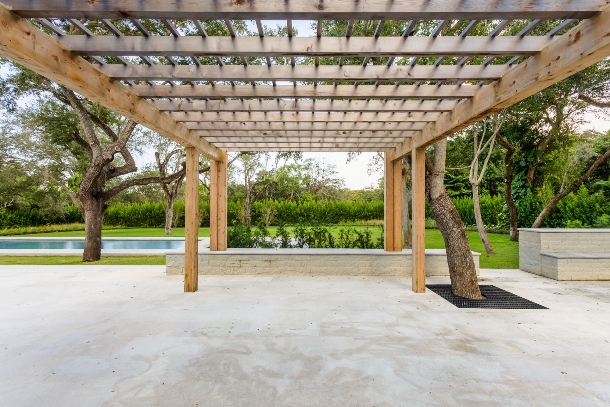 Assim é a espetacular mansão que a “top model” Elle Macpherson comprou ...