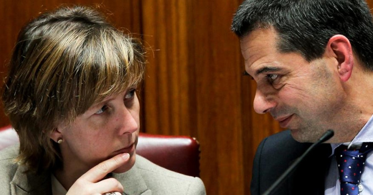 “swaps” fazem vítor gaspar regressar ao parlamento — idealista/news